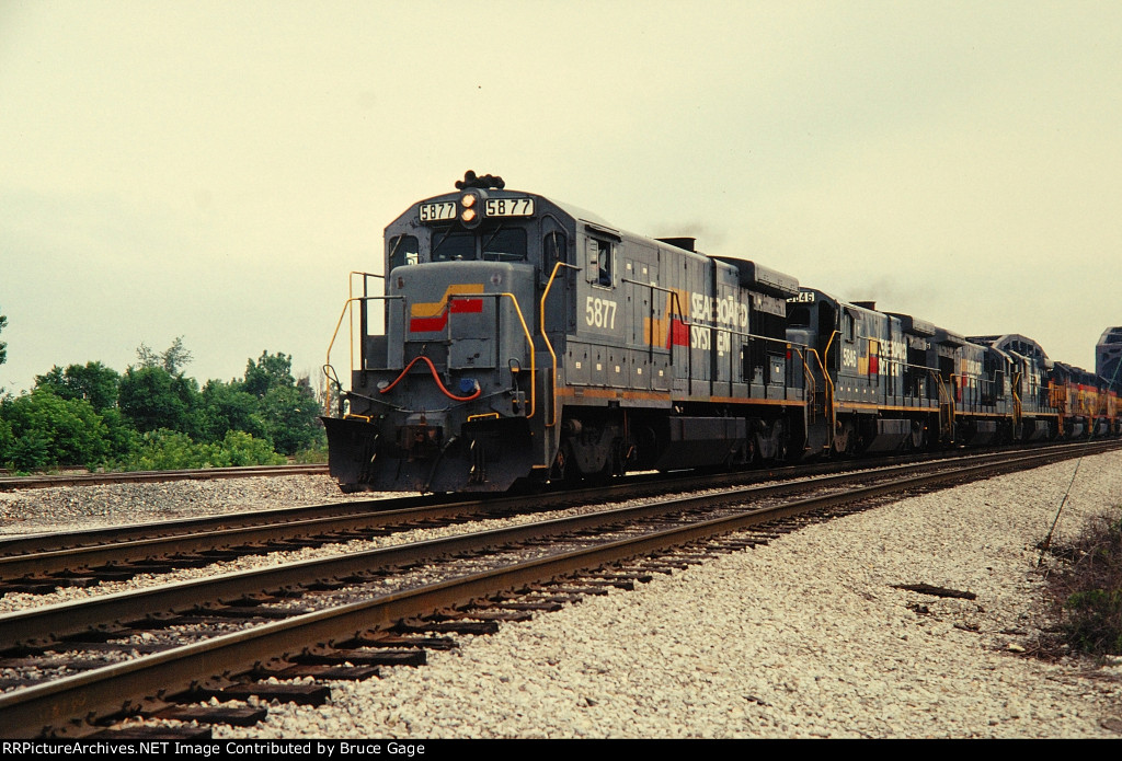 CSX 5877